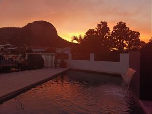 Summit Motel, Townsville (updated prices 2026)