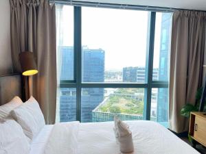 1BR Uptown Mall Fountain View Condo in Uptown BGC, Manila (opdaterede ...