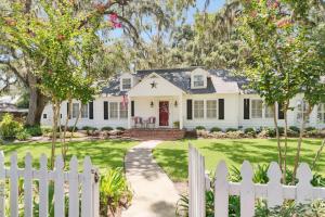 Sugar Magnolia - 400 Magnolia Ave, Golf Retreat (prezzi aggiornati per ...