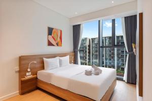 Bason Hideaway METROPOLE Apartment with free SIM for 3 Nights and Free ...