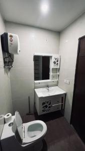 2BHK Eiffel Tower View Bahria Town Phase 7, Rawalpindi (prețuri ...