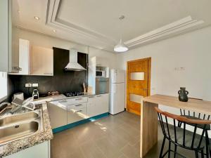 Elyssa superbe appartement aux Jardins de Carthage, Sidi Daoud (tarifs ...