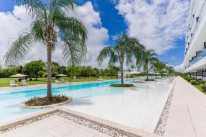 Aqua Luxe @ Cana Rock terrace to pool access E-105, Punta Cana (precios actualizados 2025)