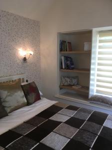 The Bluebell, Helpston (updated prices 2025)