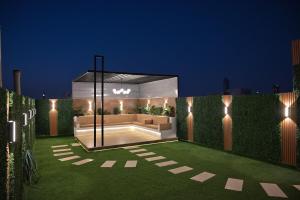Luxurious Penthouse With Private Roof outdoor, Rijad (nove cijene za 2026.)