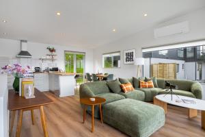 Fernhill Lookout - Remarkables & Lake Views, Queenstown (precios ...