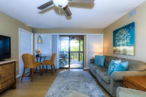 Lakefront Condo with Indoor Pool, Lake Ozark (updated prices 2026)