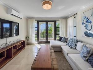 Coco Beach PH Ocean Golf n El Yunque Views, Río Grande (precios ...