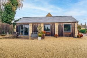 Beautiful 2 Bedroom Barn in Cerney Wick（サウス・サーニー）：（最新料金：2025年）