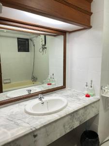 hillside condo 4 Chang Phueak, Nimman, Maya, Chiang Mai (preus ...