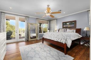 Waterfront Patio Dock Fire Pit & Ping Pong Family, New Braunfels ...