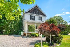 John & Gate House boutique Bed and Breakfast, Niagara-on-the-Lake ...