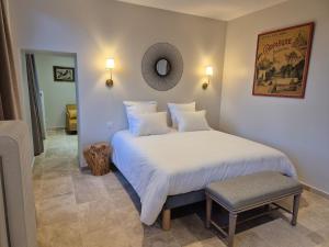 Château de la Follie - Le Bourgot, Pierrefonds (2026 legfrissebb árai)