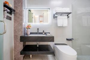 Huanxi Courtyard Luxury B&B, Dali Old Town, Dali Ancient Town ...