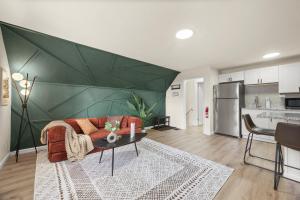 Squirrel Hill Modern Haven 1BR with Private Parking, 피츠버그 (2026년 최신 요금)