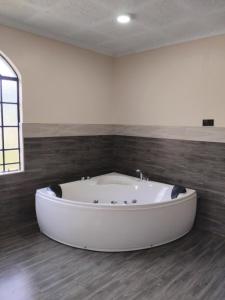 里郎威的Golden Favour Homes（2026 年最新房價）