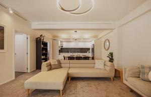 Textile Foundry on Haining Street inc Carpark, Wellington (precios ...