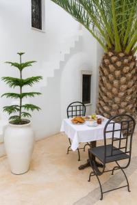 HOUCH SERENITY - Maison d'hôtes Tunisie Djerba, Houmt Souk (bijgewerkte ...