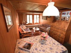 Apartment 4-5 Zimmer Ferienwohnung Hofstatthaus by Interhome, Hasliberg ...