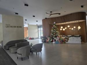 Compass One Central Apartment -Binh Duong CityView, Ga Phú Văn ...