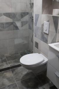 Apartmani Vidik,Treska, Železnička Stanica Crveni Krst (2026. aasta ...