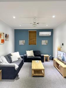 a home in the outback, ברוקן היל (מחירים מעודכנים לשנת 2026)