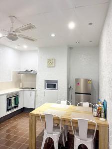 a home in the outback, ברוקן היל (מחירים מעודכנים לשנת 2026)