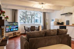 Vue Gassendi Art Déco King Size Verrière, Dinj le Ben (ažurirane cene ...