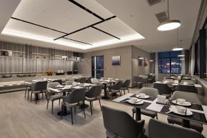 Huanman Hotel Xianning Hot Spring Center Huatan Branch, Wenquanzhen ...