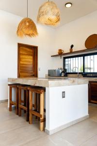 Casa Yuu - Pool and Private Garden near the sea, Santa María Colotepec ...