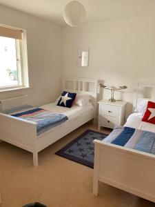 Rivendell, 96 Howells Mere, Lower Mill Estate, Cirencester (tarifs ...