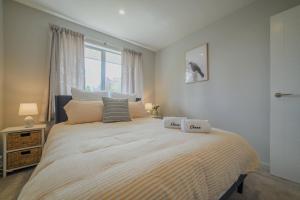 Modern Family Home with Outdoor Living in Wigram, Christchurch (harga ...