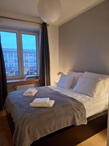 Plac Konstytucji Panorama Suite with AC, Varsjá (uppfærð verð fyrir ...