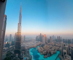 Front-Row Burj Khalifa Fireworks 2BR by Meerak, Dubái (precios ...