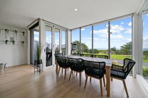 Crystal Palace Kilcunda Luxury Coastal Stay with Ocean Views, Spa ...