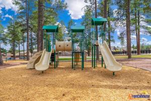 Pine Paradise Flagstaff Five Bedroom Game Room Fire Pit Prime Location ...