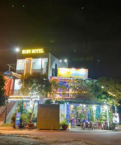 Ruby Hotel, Nhơn Trạch (bijgewerkte prijzen 2026)