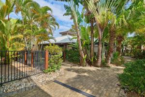 Trinity Beach Club Holiday Apartments, Trinity Beach (updated prices 2025)