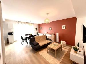 L'escapade des dômes - Proche de la gare - Garage - Jaccuzi، كليرمون ...