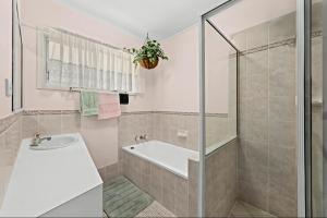 Jindalee Private Suites Separate Entry & Self Check-in, Jindalee ...