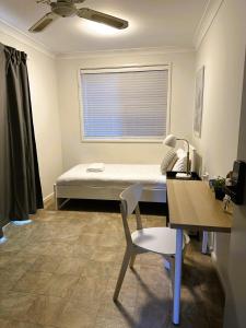 Conveniently Located Single Room Near Eastwood - Shared Bathroom and ...