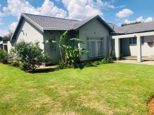 Urban Escape Day and Night Guest House, Vanderbijlpark (vuoden 2026 ...