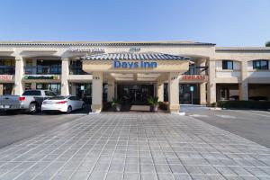 Days Inn & Suites by Wyndham Artesia, Artesia (updated prices 2024)