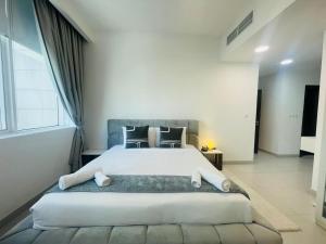 Vezul Residence, Business Bay - 2 Bedroom Apartment - Allsopp & Allsopp ...