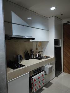 Keenara Room 2 - Uttara The Icon Apartment, Kejayan (prezzi aggiornati ...