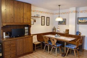 Casa a Penia-Alba a 2 minuti da impianti funivia, Penia (aktualne ceny ...