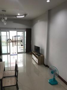 Entire townhouse, 2 bedrooms, 2 bathrooms in Korat city, Nakhon ...