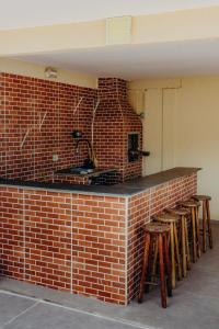 Carnaval em Grupo Duas Casas com Jacuzzi e Churrasco 16 Pessoas, Sao ...