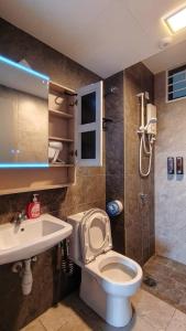 Kampong Bukit Dukong的Traders Park Residence C180 Columbia Asia Hospital ...