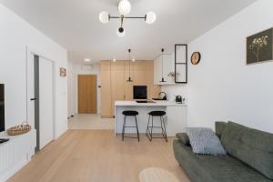 Czerwone Maki Deluxe Apartment by BookingHost, Cracóvia (preços ...